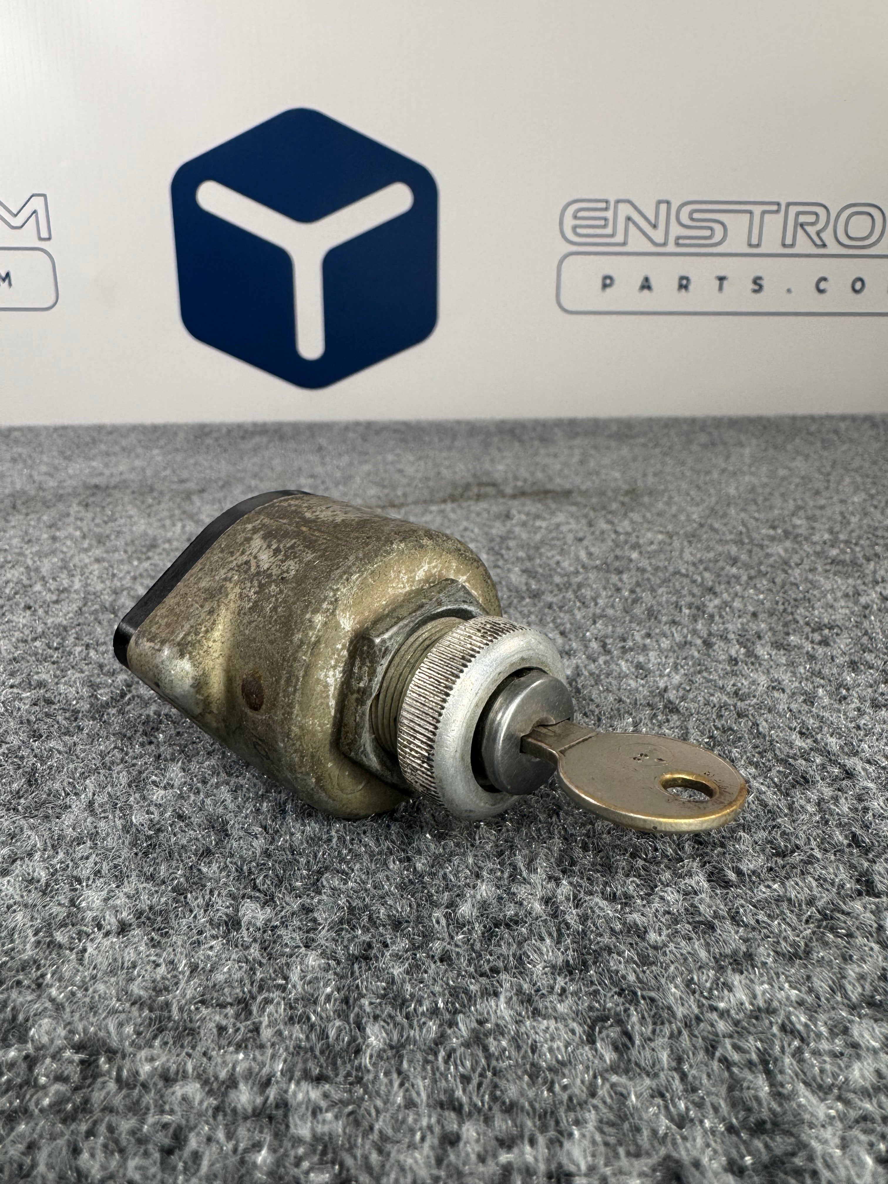 Bendix Mag Key Switch – Enstrom Parts